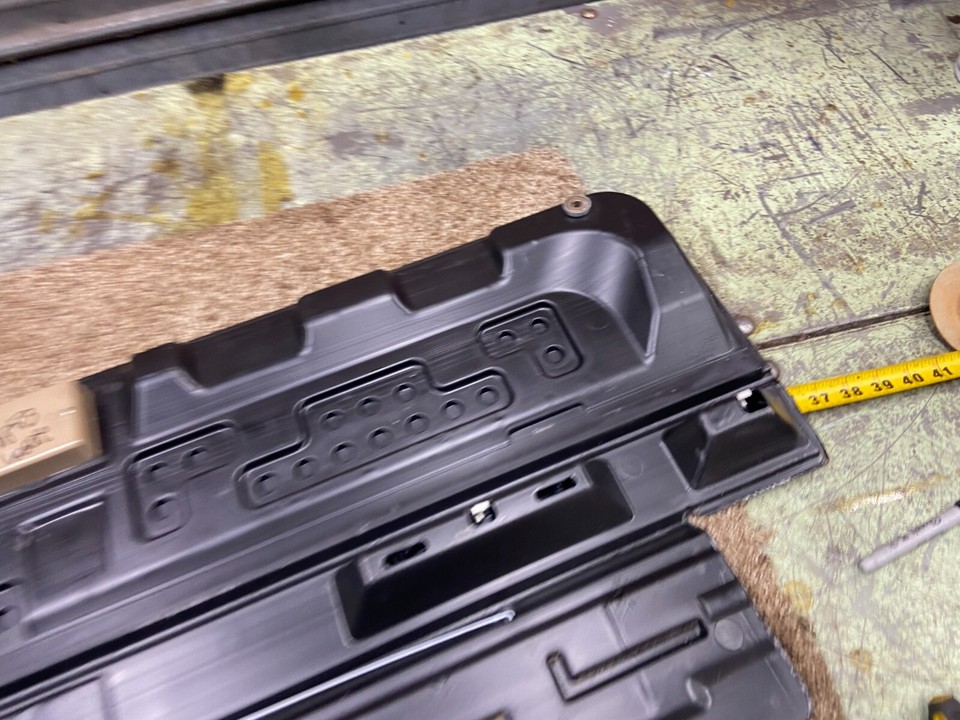 2006-2010 Ford Explorer Rear Cargo Cover Panel Tan | OE | Tan | Clips