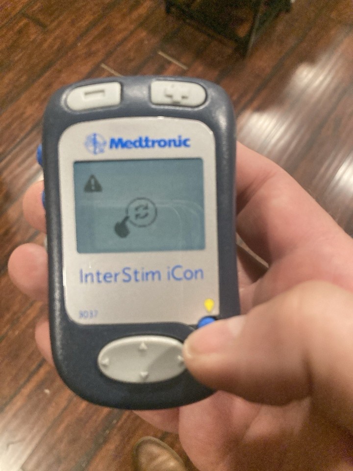 Medtronic InterStim iCon 3037 Patient Programmer Powers On | eBay