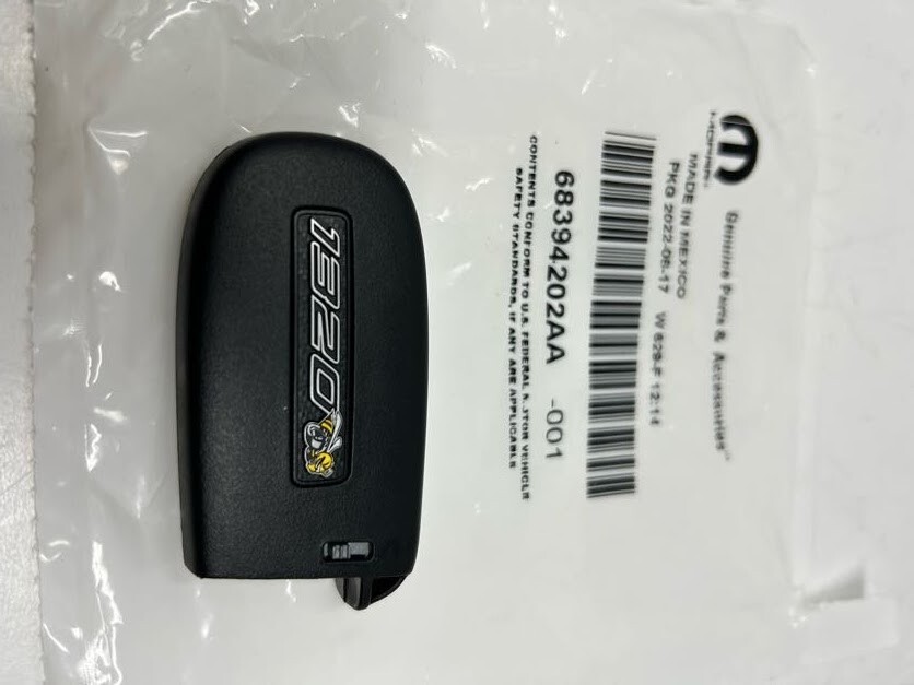 19-23 Dodge Challenger Scat Pack Integrated Key Fob Transmitter Mopar ...