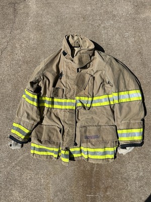 46 x 32 USA Firefighter Bunker Turnout Gear GLOBE - MFG. 04/2015 ...