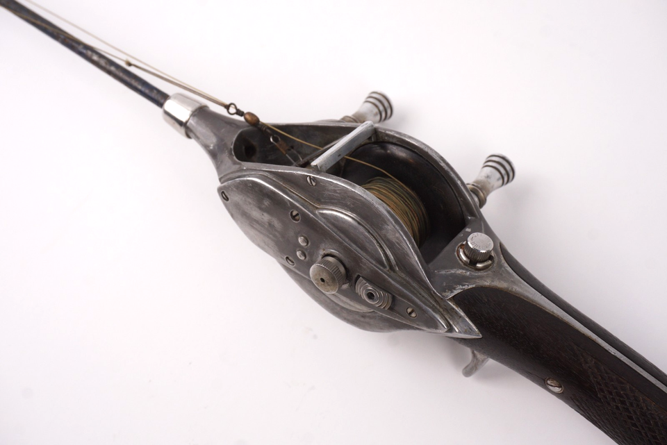 Vintage Hurd Super Caster Fishing Rod And Reel Wooden Checkered Walnut ...