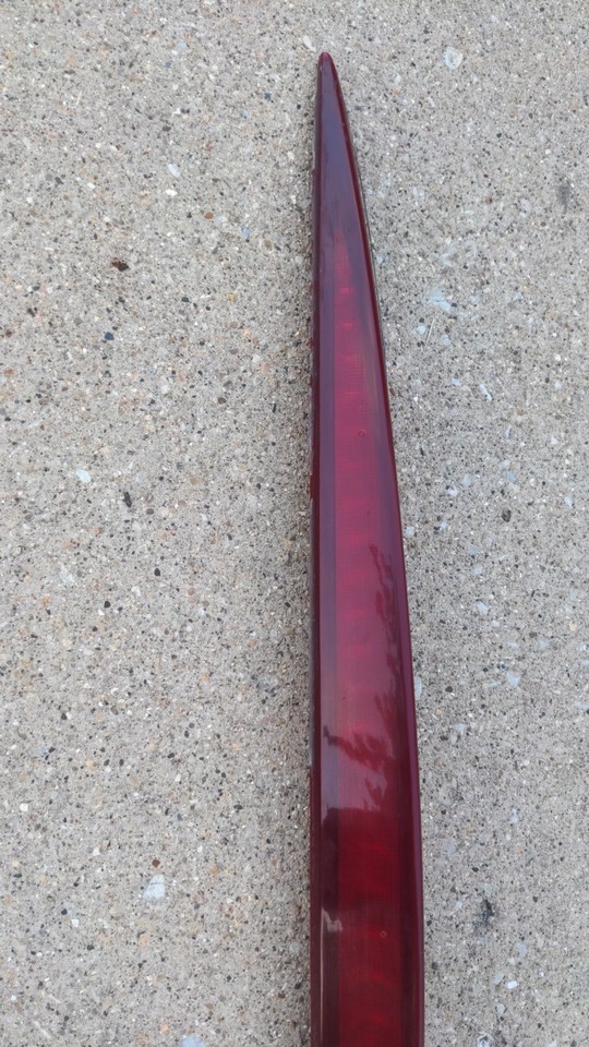 2002 2003 2004 2005 2006 Cadillac Escalade 3rd Brake Light OEM GM ...