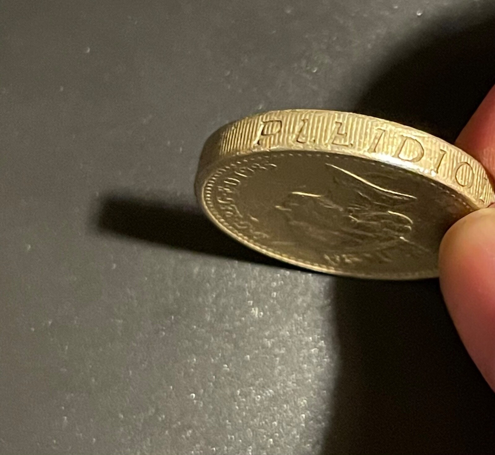 1 pound 1985 upside down One 1 PoundUnited Kingdom England UK Elizabeth ...