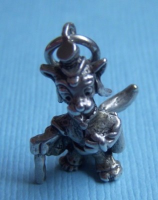 Vintage Gideon cat Pinocchio Disney sterling charm | eBay