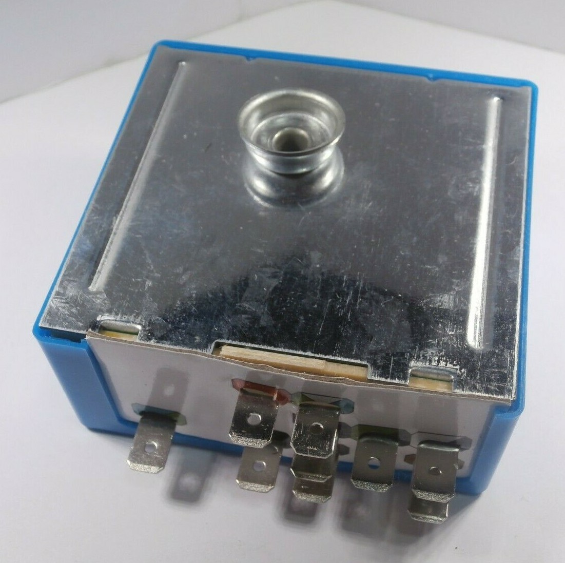 Blinker Relay Volkswagen Flasher Relay 9 Prong - OEM Replacement For ...