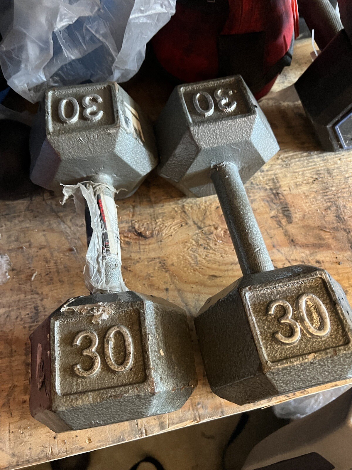 2 X 30lb Pound Dumbbell Pair Cast Iron Weights Set 60 lbs Total Yoga ...