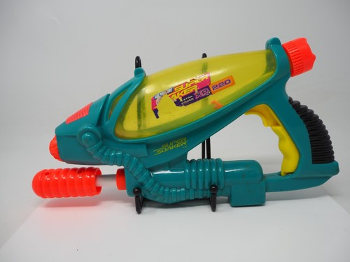 Vintage Super Soaker XP-220 Larami Air Pressure Water Squirt Gun 1999 ...