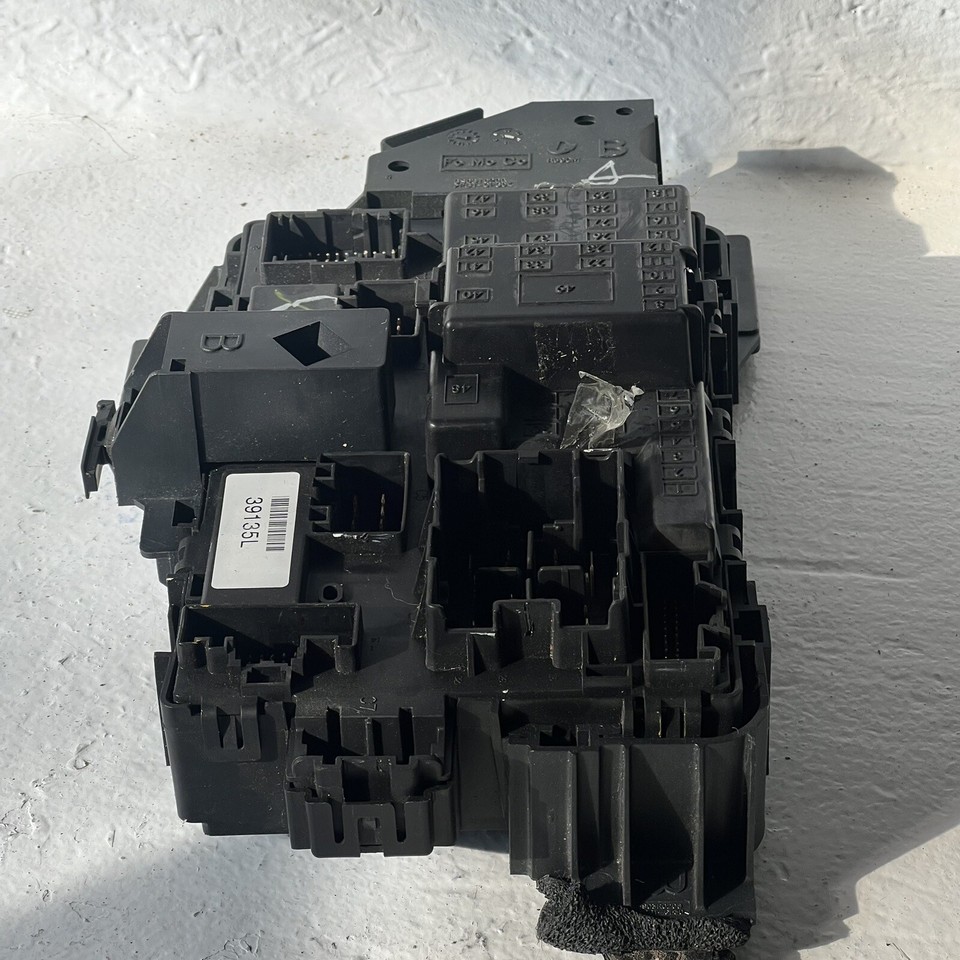 2016 FORD F350 BODY CONTROL MODULE CABIN FUSE BOX FC3T-14B476-BB | eBay