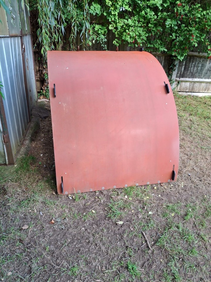 Solway recycled plastic pig arc used, but good condition | eBay UK