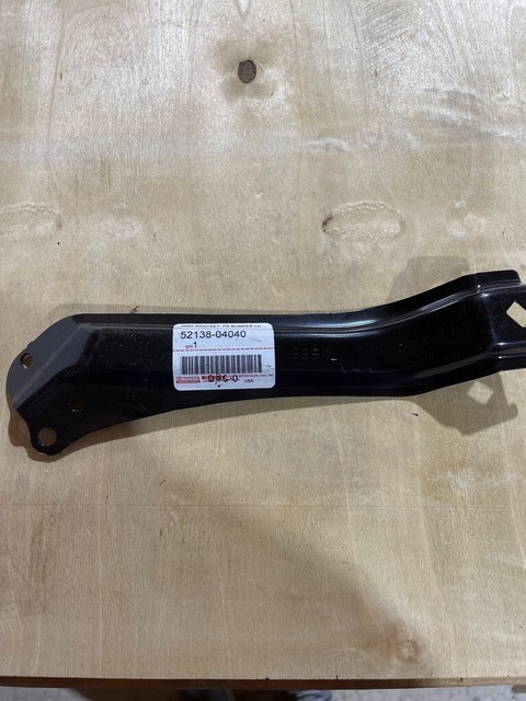 Genuine Toyota Tacoma Impact Bar Reinforcement 52138-04040 for sale ...