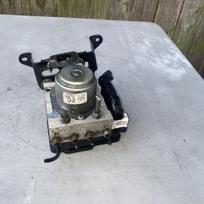 2012-2015 Honda Pilot VSA ABS Anti Lock Brake Module Assembly AWD OEM ...