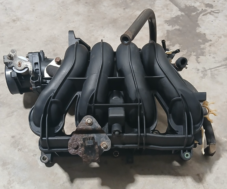 2004-2011 Ford ranger 2.3l duratech Intake manifold with sensors nice ...