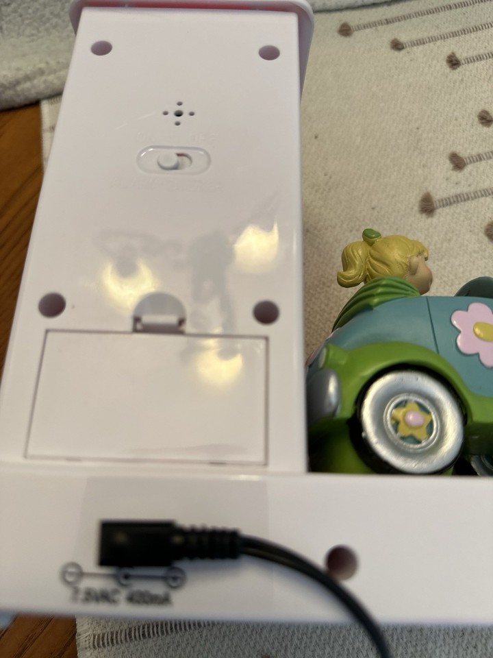 It's About Time Traffic Light Alarm Clock Girl in Car Stoplight Tested ...