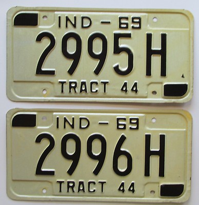 Indiana 1969 CONSECUTIVE NUMBER TRACTOR License Plates SUPERB # 2995H ...