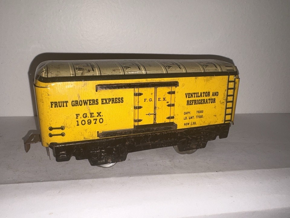 Marx Fruit Growers Express FGEX 10970 Refrig Boxcar Tin Train Freight ...