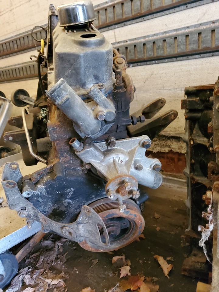 Jeep 4.2 258 carburated 6 cylinder engine assembly CJ Wrangler YJ NO ...