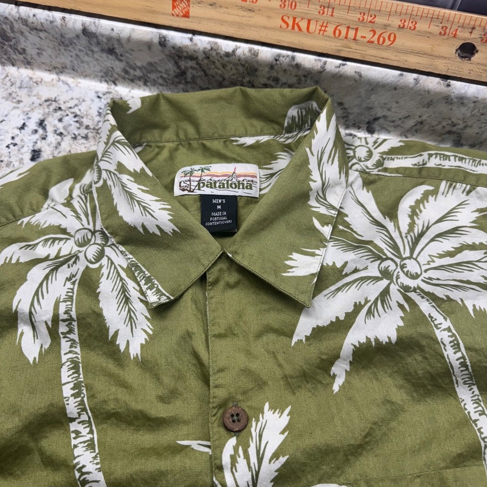 Pataloha Patagonia Mens Hawaiian Shirt Sz M Palm Trees Green Floral ...