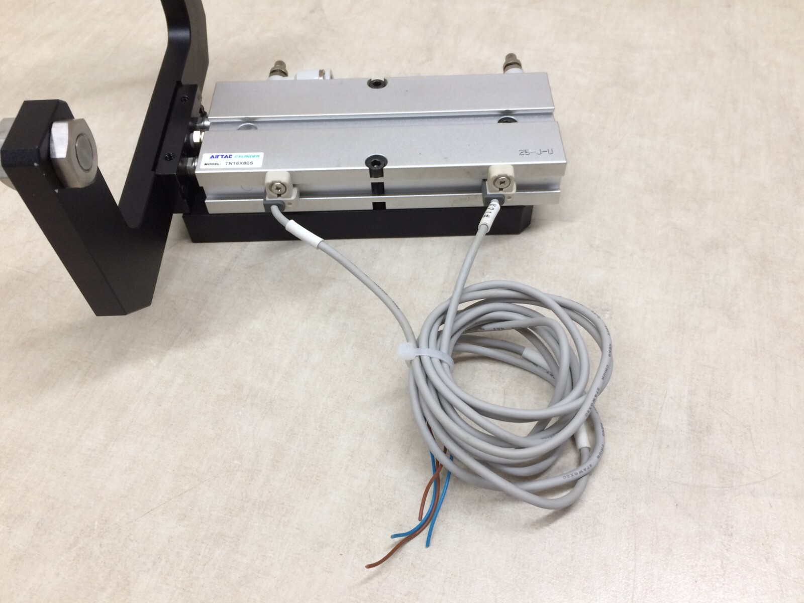 Airtac TN16X805 Pneumatic Pick and Pace Assembly Airtec DMSJ Sensors | eBay