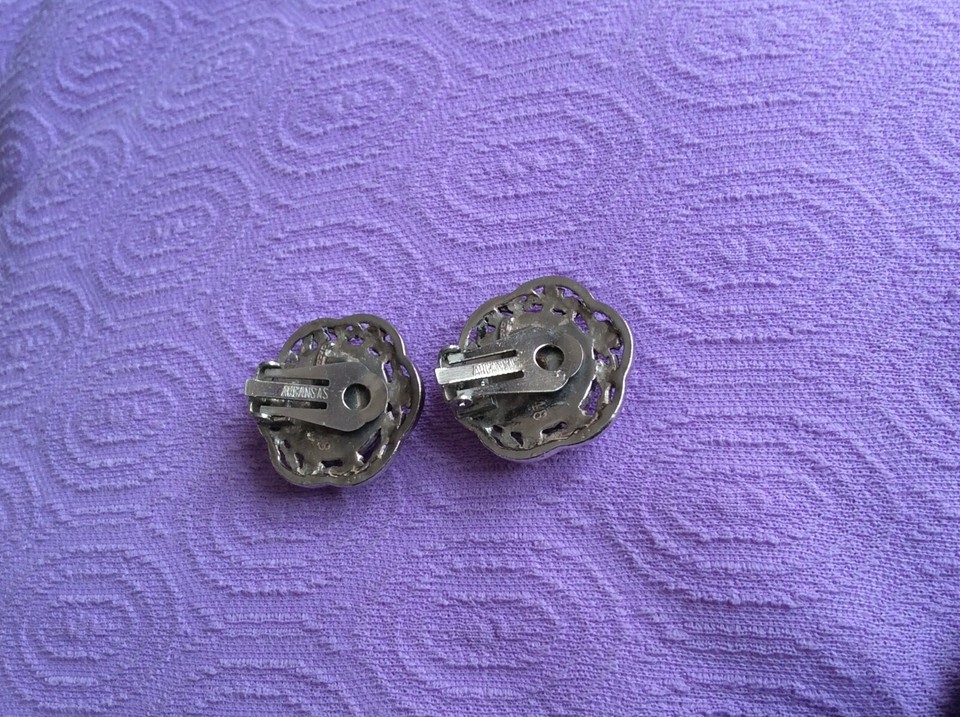 Vintage Elizabeth Reimer Arcansas D48 clip on earrings flowers oriental ...