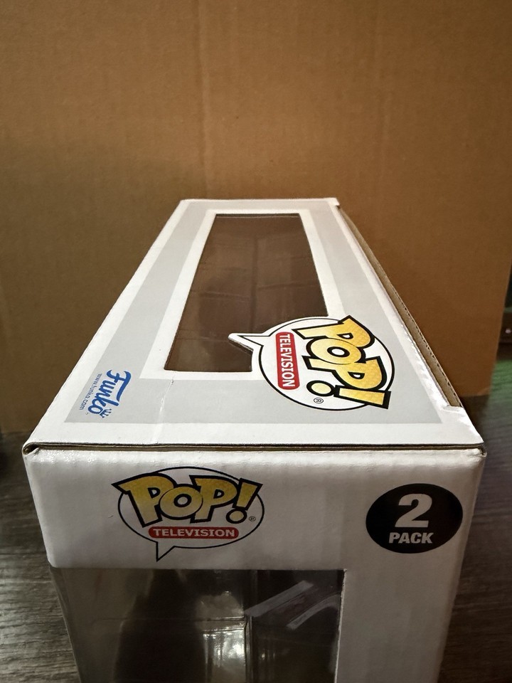 Funko Pop Stranger Things Nancy & Robin Dual Signed Natalia Dyer Maya ...