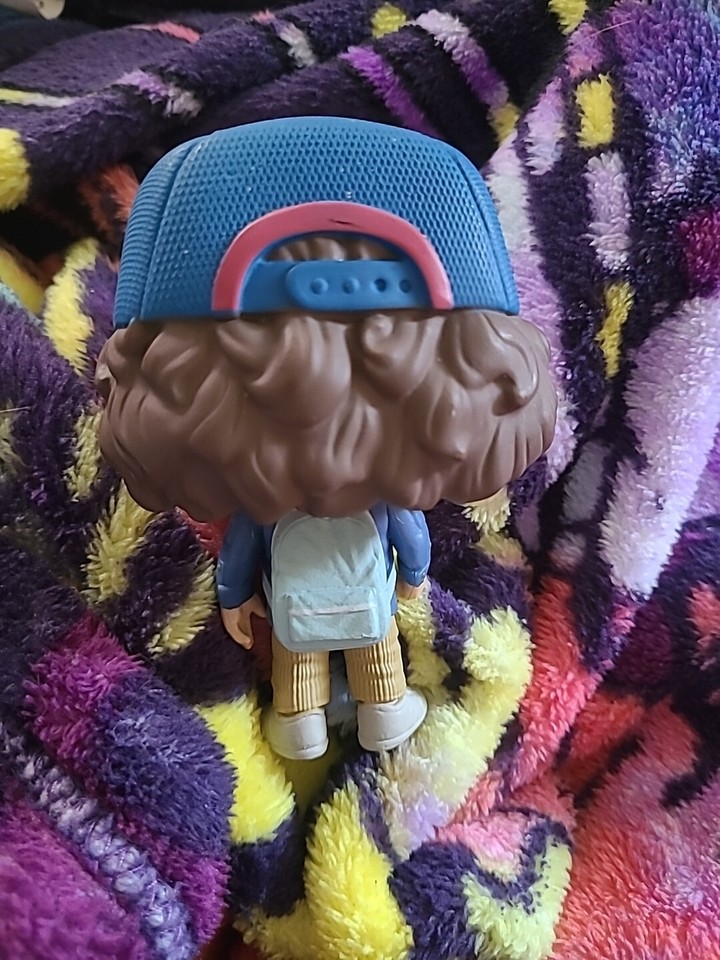 Funko Pop 424 Television Stranger Things Dustin With Compass Toy Figure ...