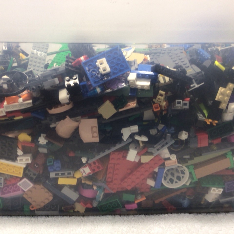 20 Lb Mixed Lot Of Legos Parts/Pieces/Accessories/Figurines | eBay