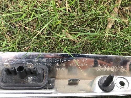 06-2010 MERCEDES-BENZ R Class W251 R350 Lift Gate Trim Moulding ...