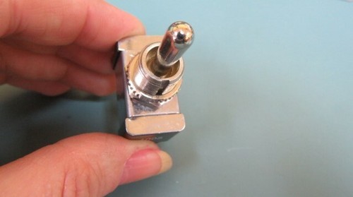 ALCO SWITCH E-60272 Qty of 4 per Lot SWITCH SPDT MOM 277VAC 10A 125VAC ...