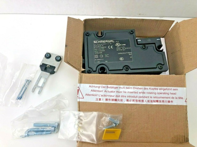 Schmersal TZFWS24VDC Keyed Interlock Switch for sale online | eBay
