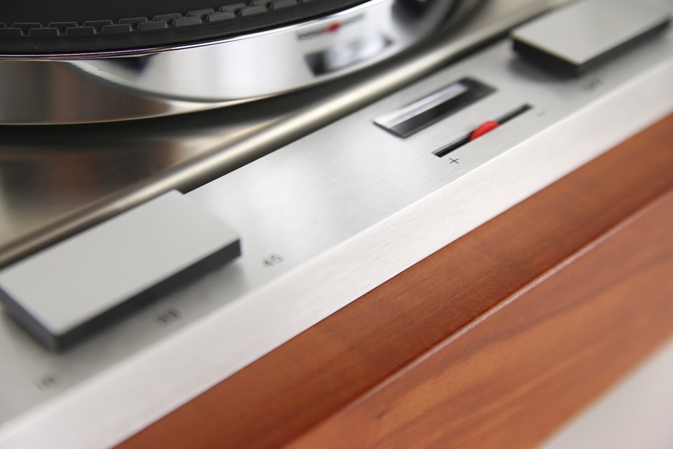 Restored Thorens TD 125 MKII Turntable With Sme 3009 Pear Wood Frame ...