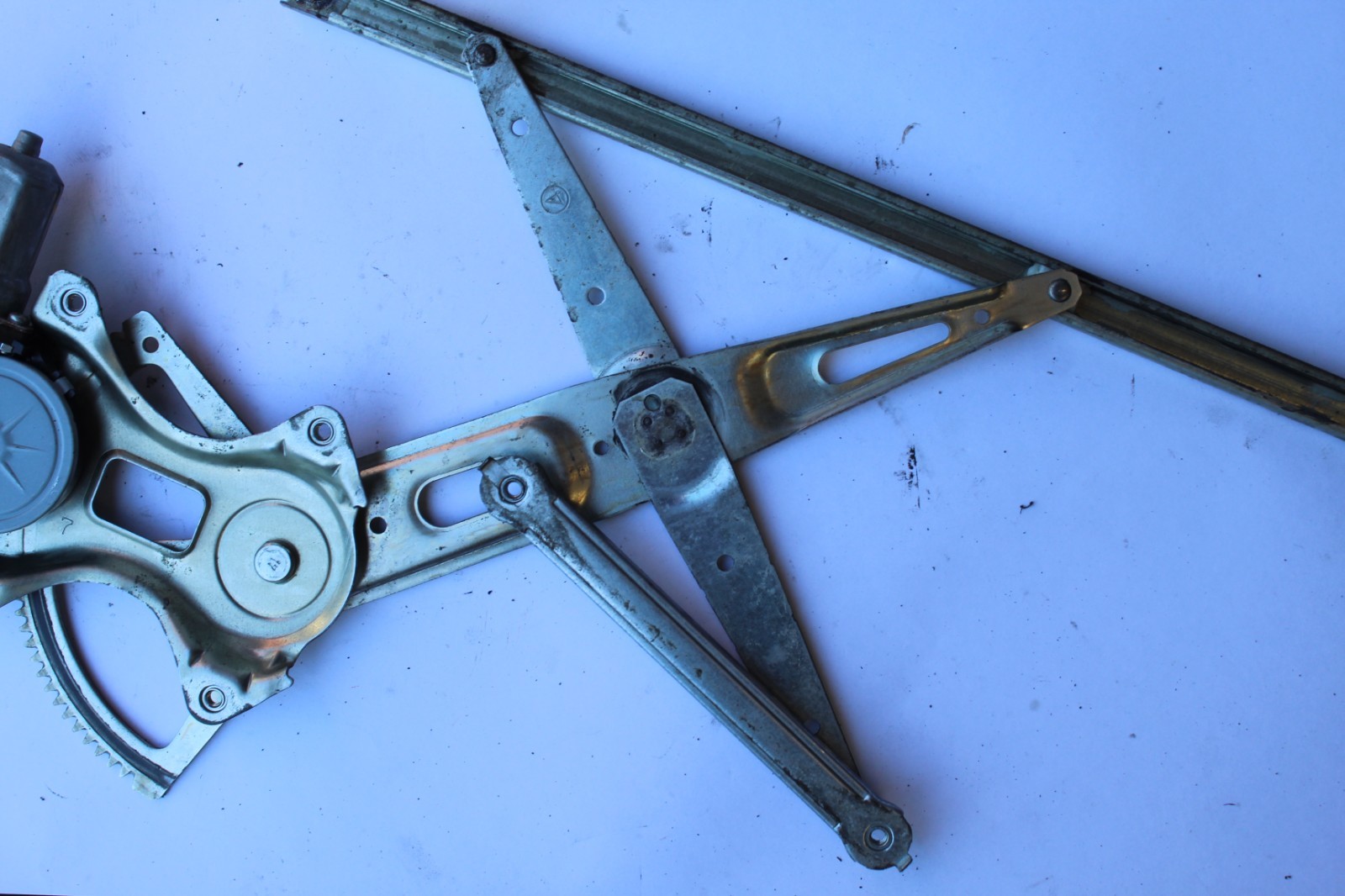 2006-2010 LEXUS IS250 AWD FRONT PASSENGER SIDE WINDOW REGULATOR ...