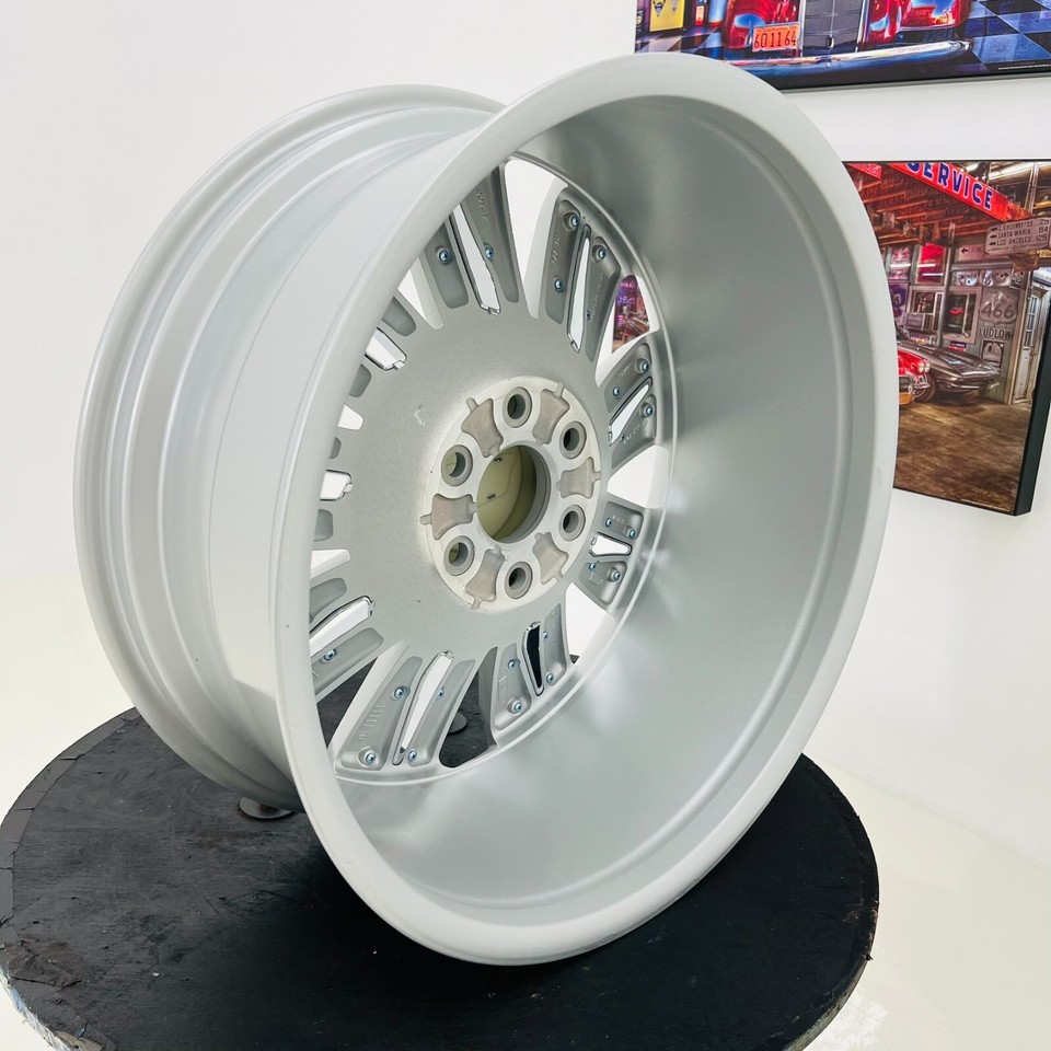 22" Cadillac Escalade Wheels Replica Of Factory Original OEM SGG 4740 ...
