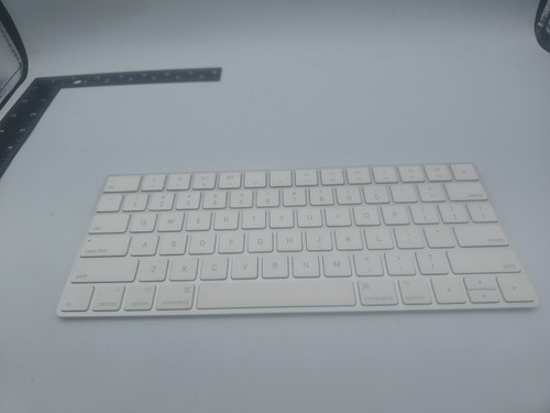 Apple Wireless Magic Keyboard w/ Lightning Port | Model: A1644 | NO ...