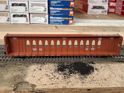 Walthers HO Scale 72' Centerbeam Flat Car w/ Load - UP | eBay