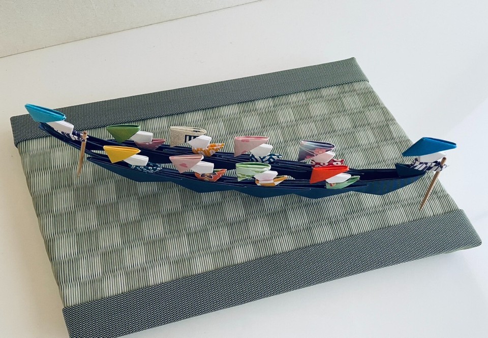 Lovely Japanese Origami Handmade Crafts Boatmen&Passengers Design w ...