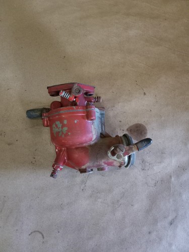 Briggs & Stratton 8 HP Cast Iron Engine Carburetor Flo Jet Updraft ...