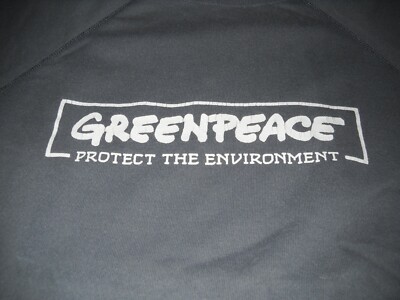 GREENPEACE ACTION WORLD LIVING OCEANS PROTECT THE ENVIRONMENT ...