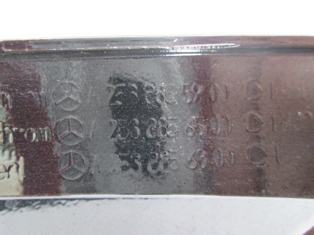 For Mercedes-Benz GLC350e 2018 Mercedes-Benz 2538855900 Left Grille Cap ...