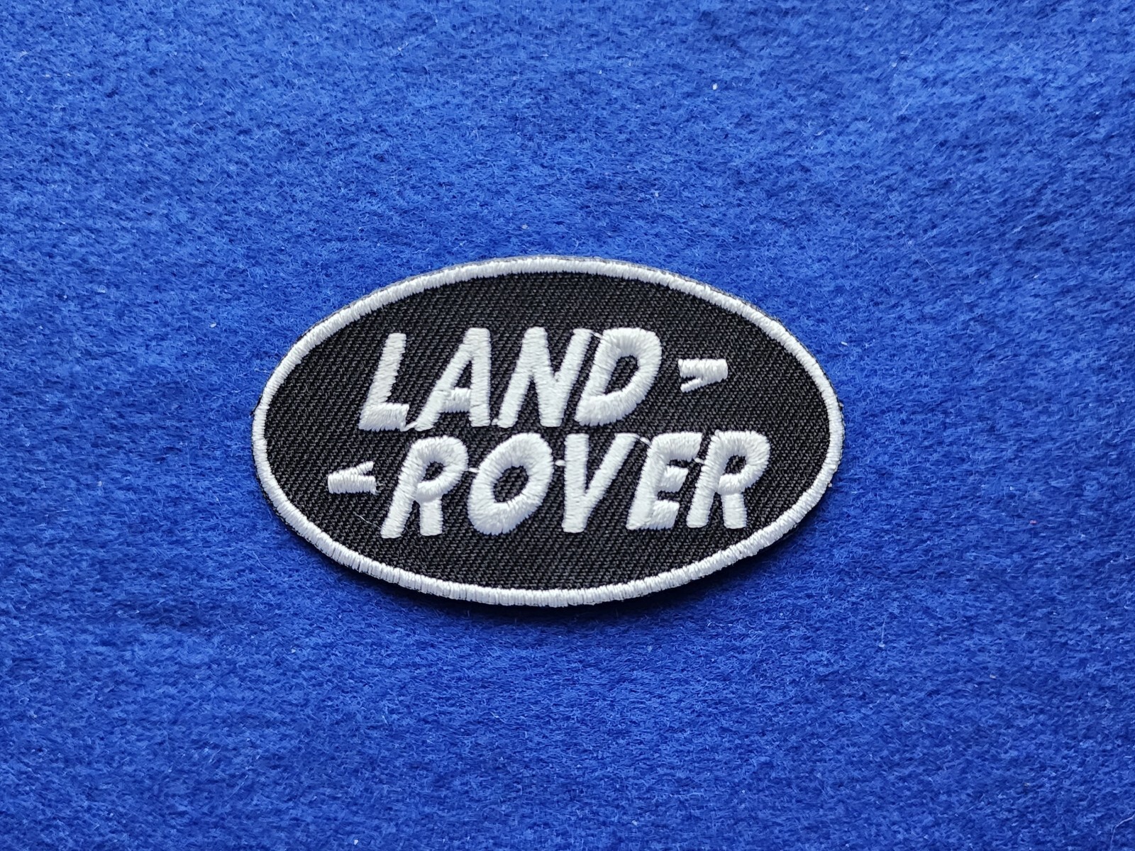 A Pair Of Motor Car Racing Patches Sew / Iron On Badges:- Land Rover (b ...