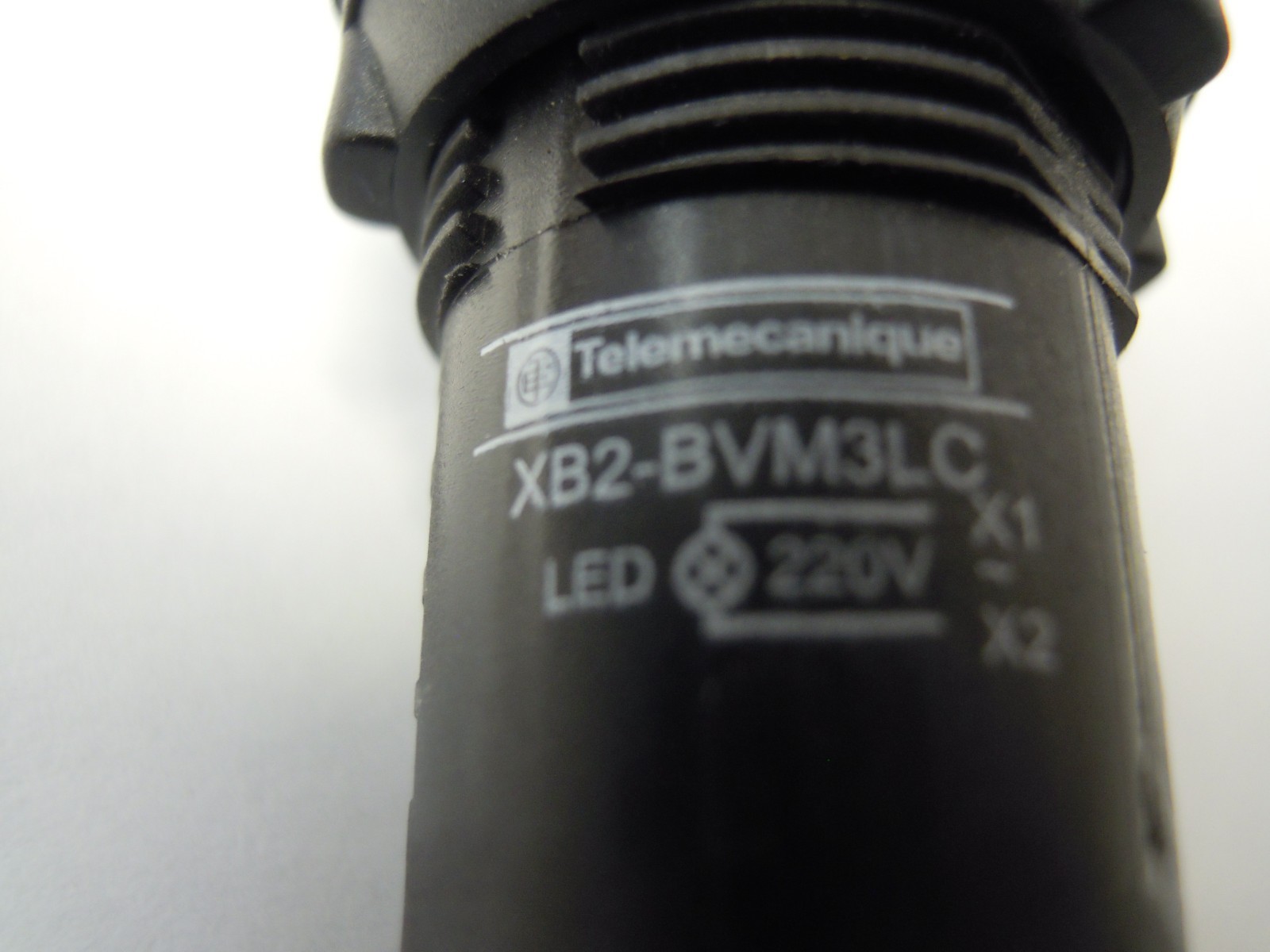 TELEMECANIQUE XB2-BVM3LC GREEN ILLUMINATED PUSH BUTTON PILOT LIGHT 220V ...