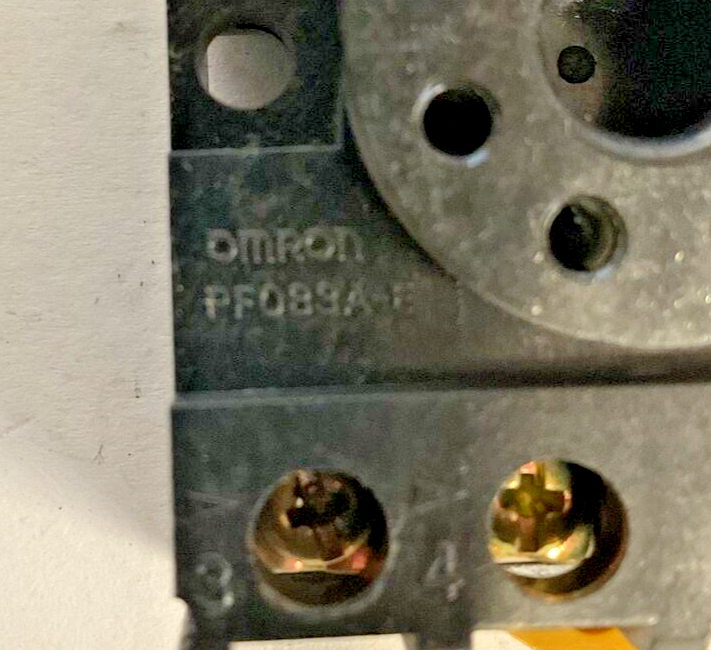 OMRON PF083A-E RELAY SOCKET 10A 250VAC ***LOTOF8*** | eBay