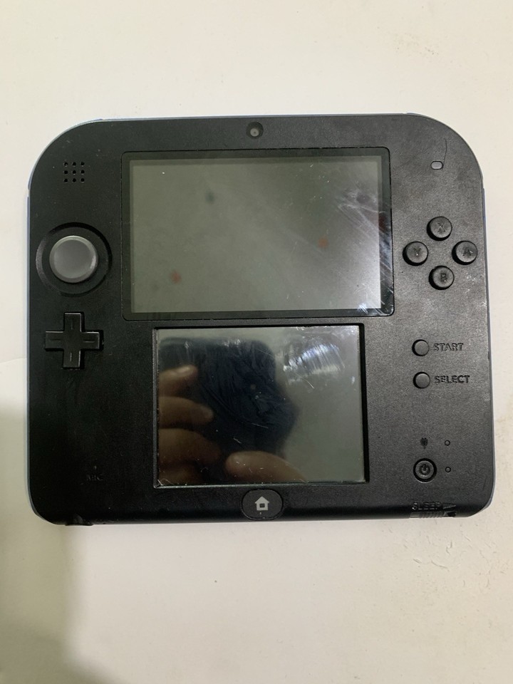 Nintendo 2DS Blue With Games And Charger | eBay