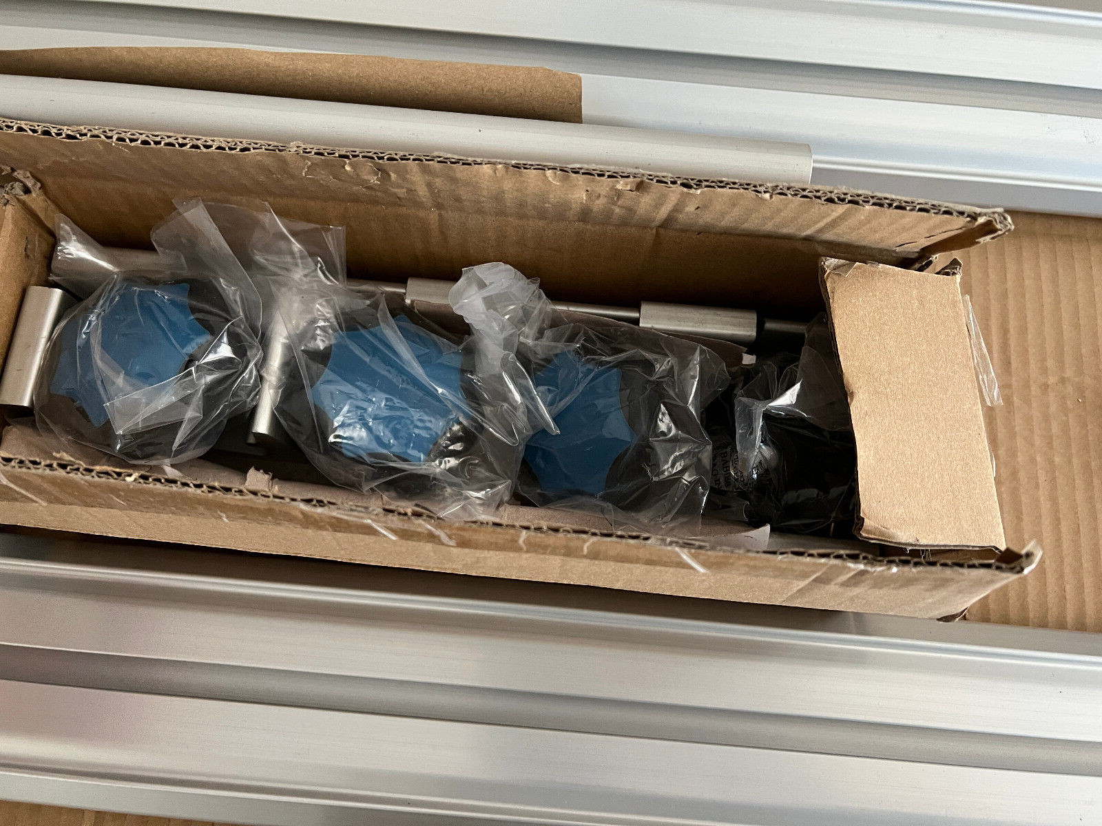 NEW ELEVATE TRUCK RACK OUTDOOR ALUMINUM UNIVERSAL 800-LB CAPACITY ‎ATR ...