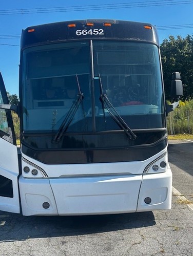 2013 - MCI J 4500 - 56 Pax bus # 19-645 in Altlanta GA 539 K miles DD ...