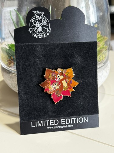 Disney Shopping Chip And Dale Autumn Leaf Leaves Fall Series Pin New LE ...