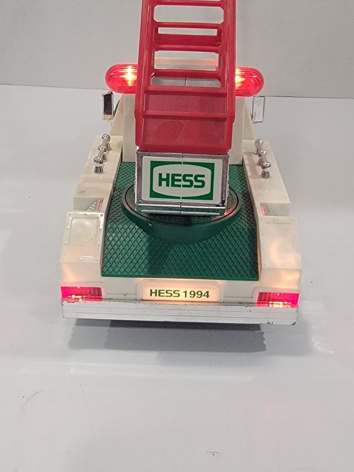 1994 Hess Rescue Truck ~ Electronic Sounds w/ Flashing Lights in Original Box | eBay