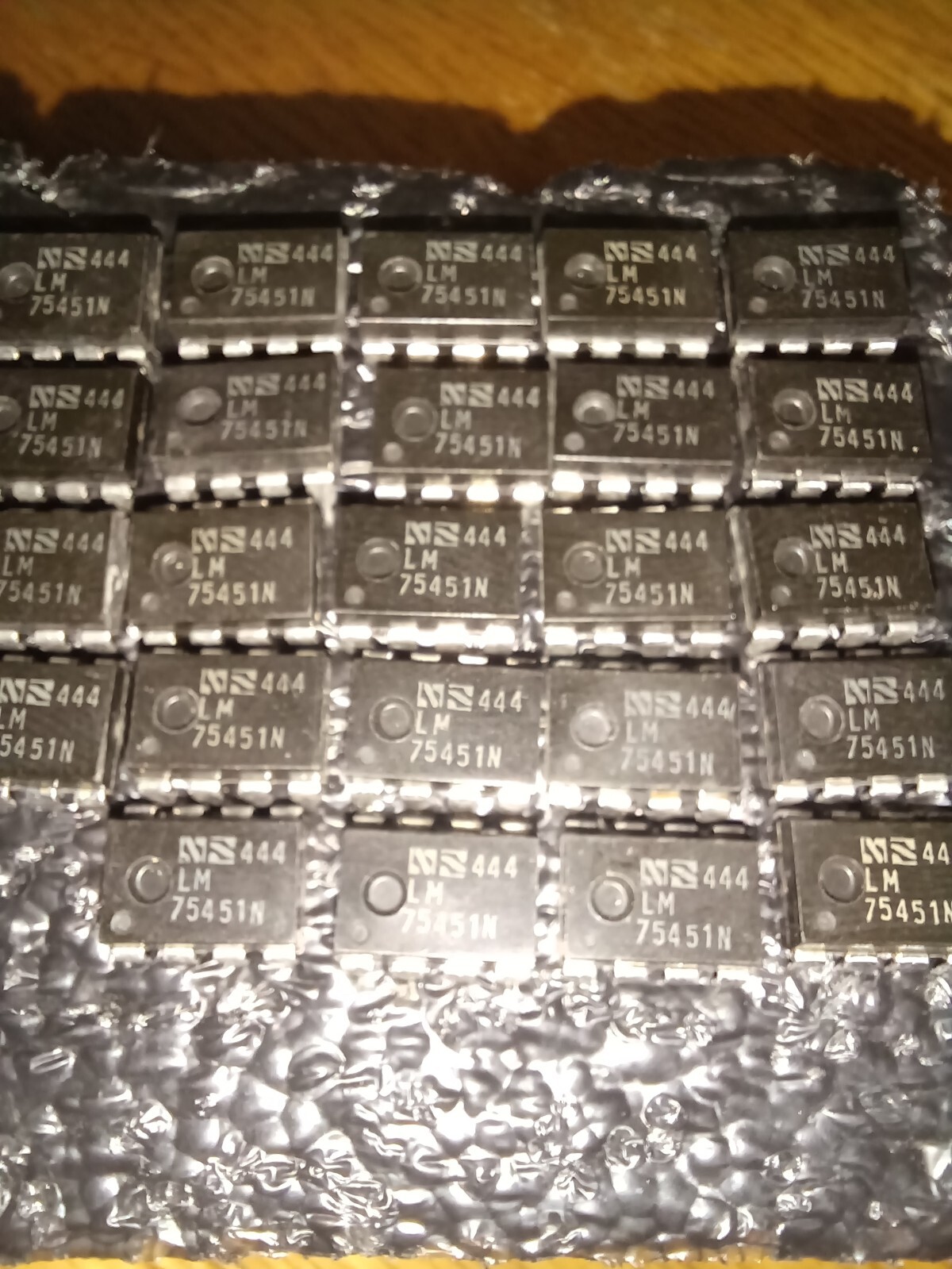 Nat'l. Semi. LM75451N Peripheral/Power Driver IC/Lot of 24/NOS/8 pin ...