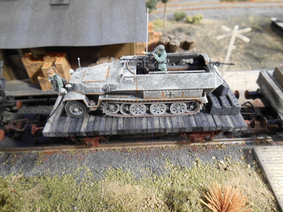 HO Roco Minitank 7th Panzer Army Half-Track Artillery A2210 Custom Hand ...