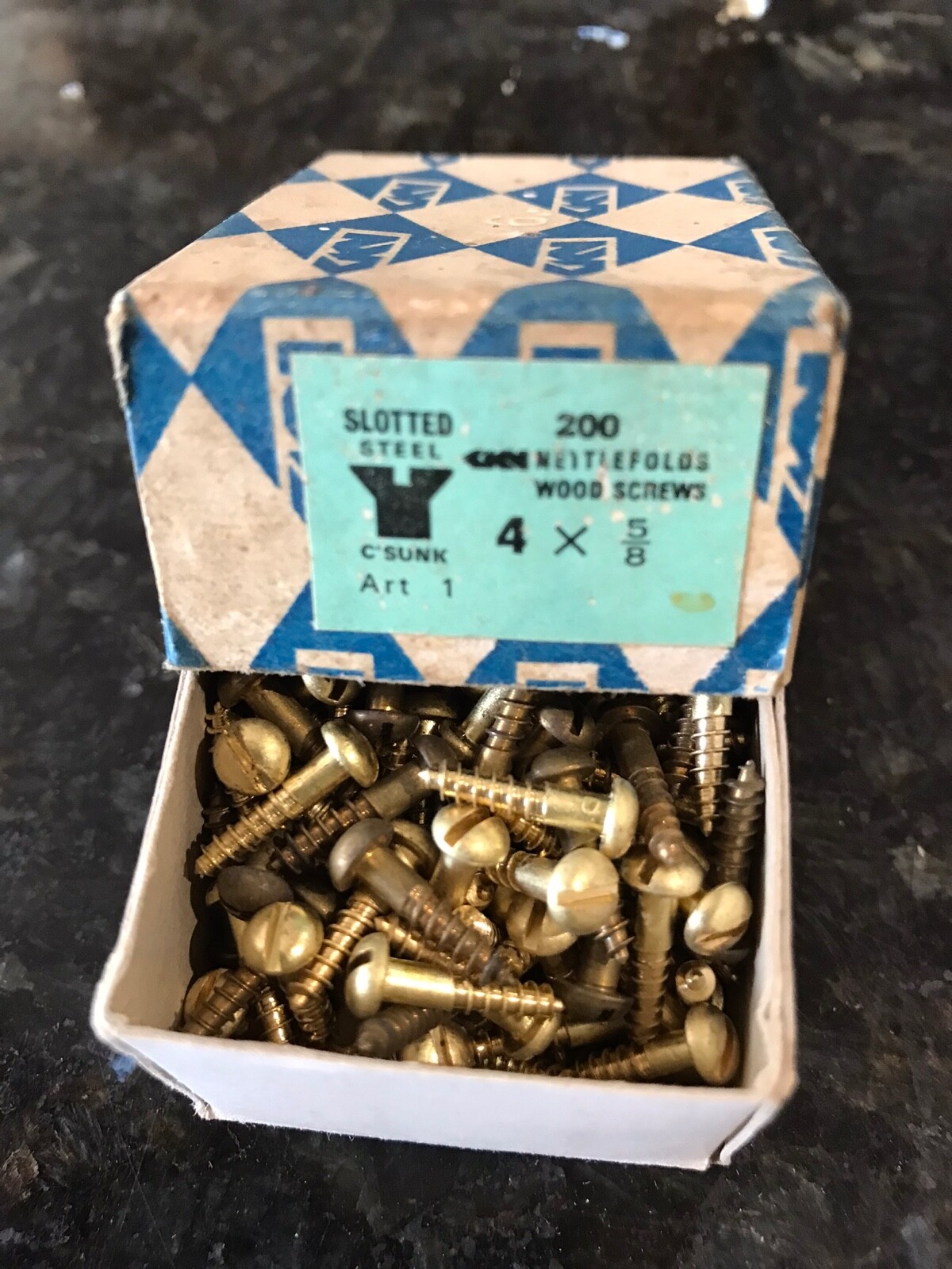 VARIOUS SIZE & LENGTHS VINTAGE BRASS SLOTTED ROUND HEAD WOOD SCREWS ...