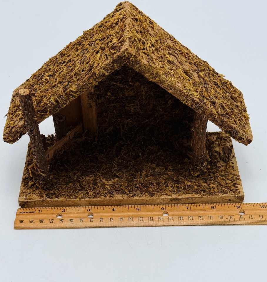 Rustic Wooden Nativity Stable Timber Moss Roof Crèche Manger Scene ...